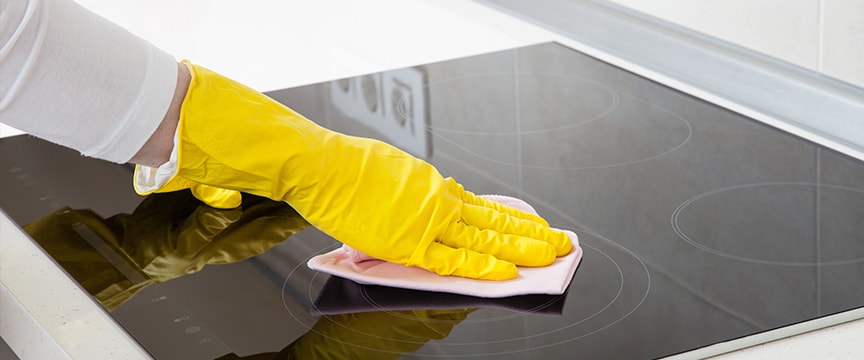 5 astuces pour nettoyer votre plaque à induction